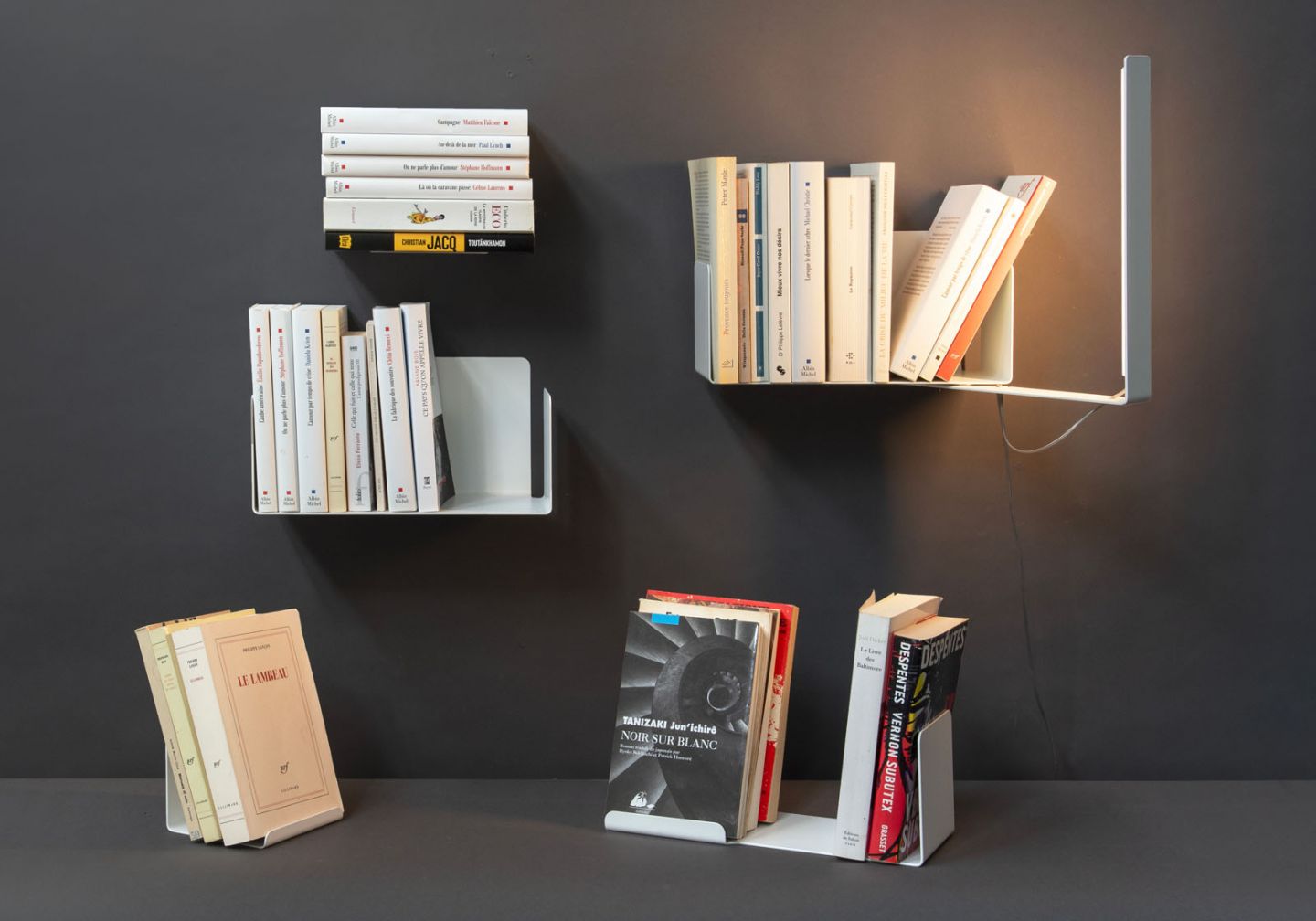 Kopen Stalen Boekenstandaard - 30 x 15 cm - Wit