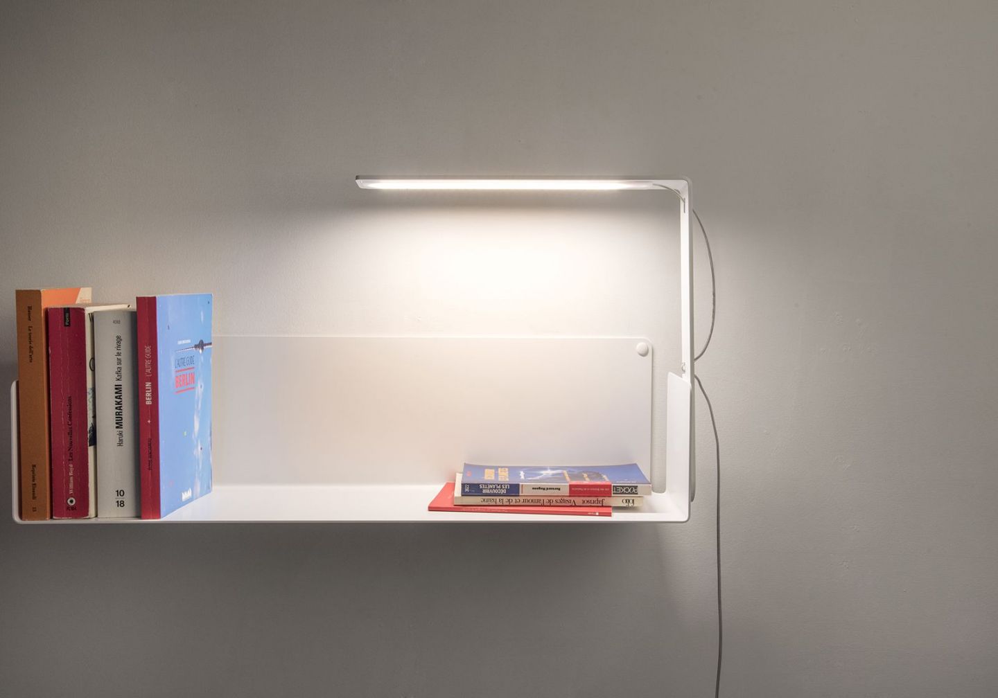 Led wall light TEElight - by TEEbooks