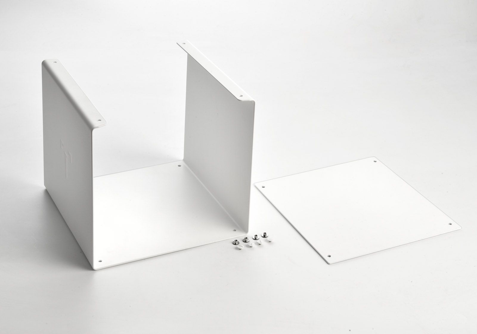 Buy Cube shelf - Steel column storage - 3 shelves